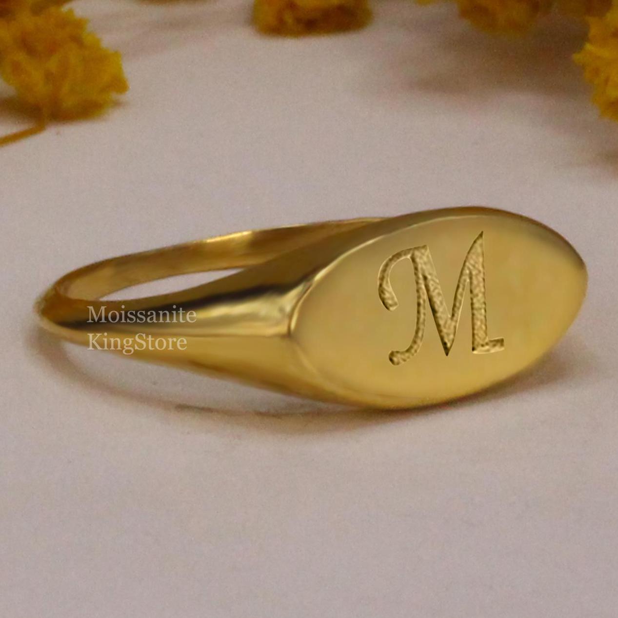 Personalized Gold Signet Ring: Custom Initial Monogram - Etsy