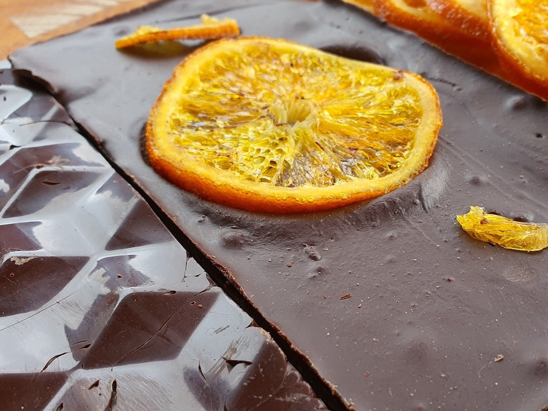 Organic Chocolate Bars Sweetened With Unrefined Coconut Blossom Sugar ...