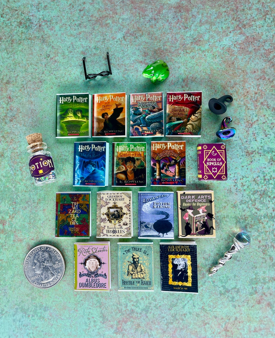 Harry Potter Mini Book Bundle, Mini Harry Potter Books and Trinkets ...