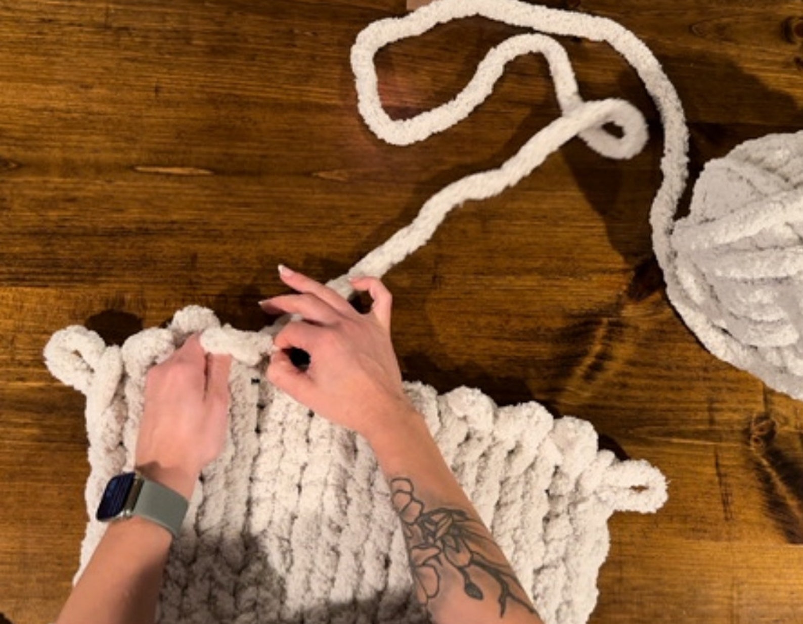 Do It Yourself, Chunky Hand-knit Pillow, DIY Kit With Video Tutorial - Etsy