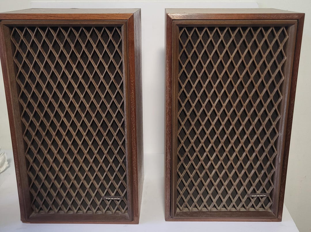 Realistic Nova-5 Bookshelf Speakers. Tested and Works! - Etsy UK