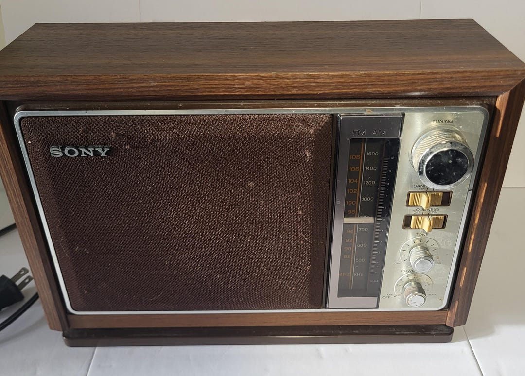 Vintage Radio Sony ICF-9740W Table Desk AM/FM Woodgrain. Tested and It ...