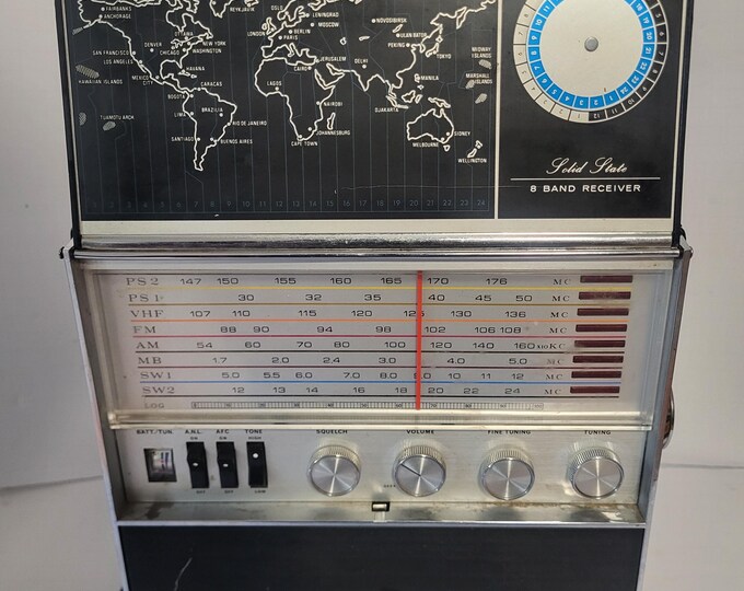 Vintage Aircastle Radio Solid State 8 Band Tune in the World. Tested ...