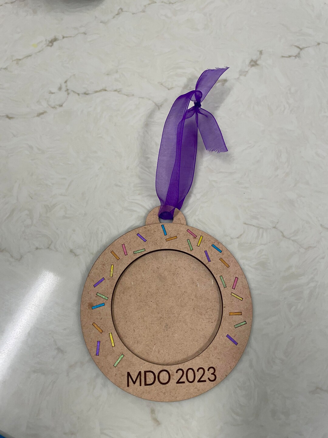 Donut Frame Ornament SVG - Etsy