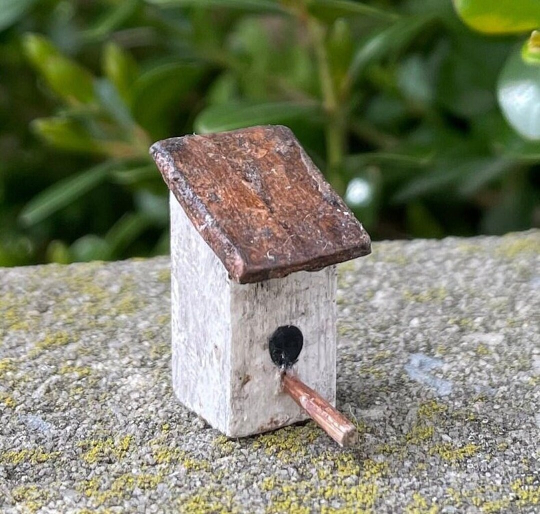 Small Birdhouse, Handmade Miniature, Dollhouse, Indoor Fairy Garden. - Etsy