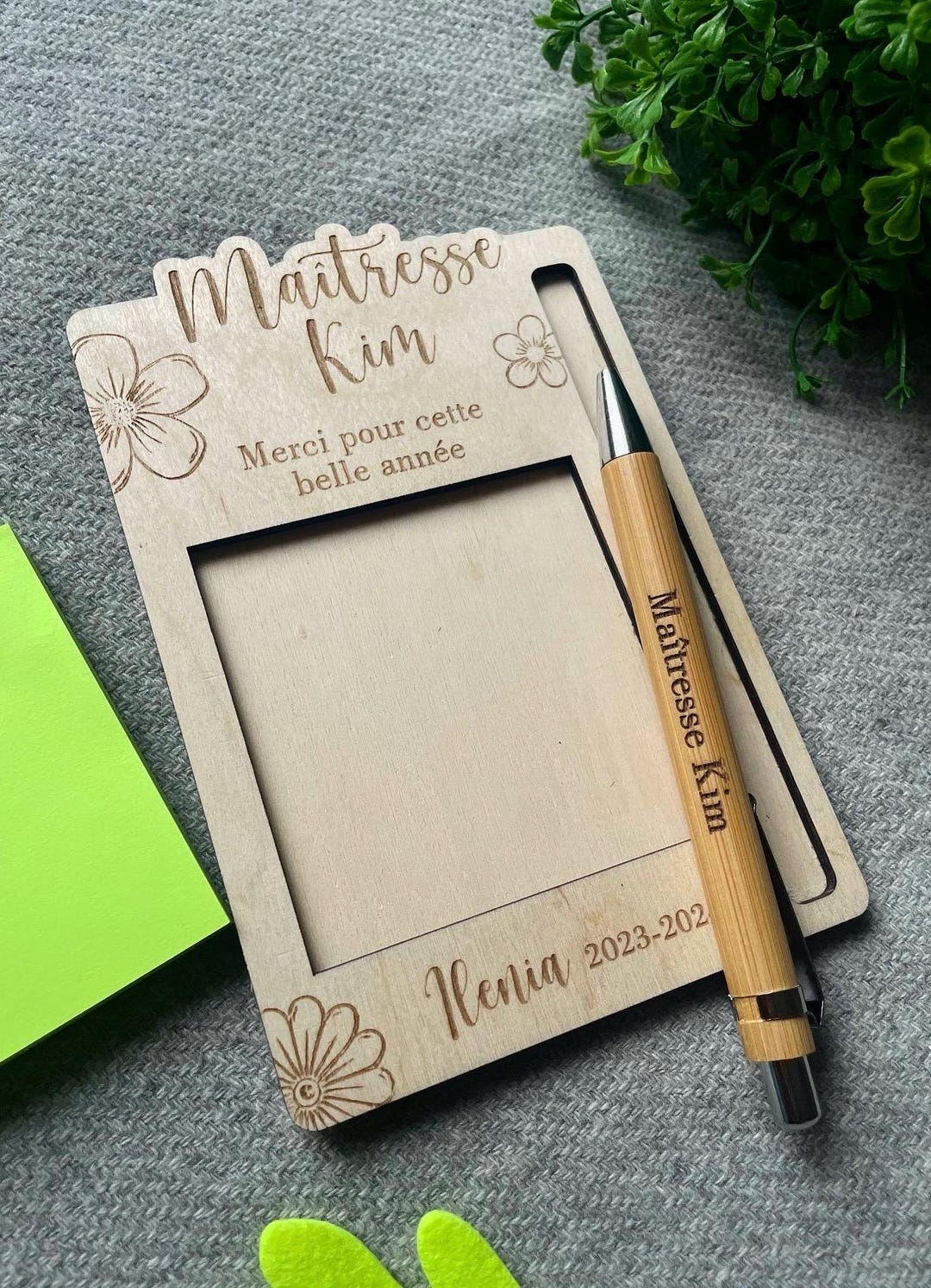 Wooden Sticky Note Holder + Engraved Pen / Customizable Teacher Gift ...