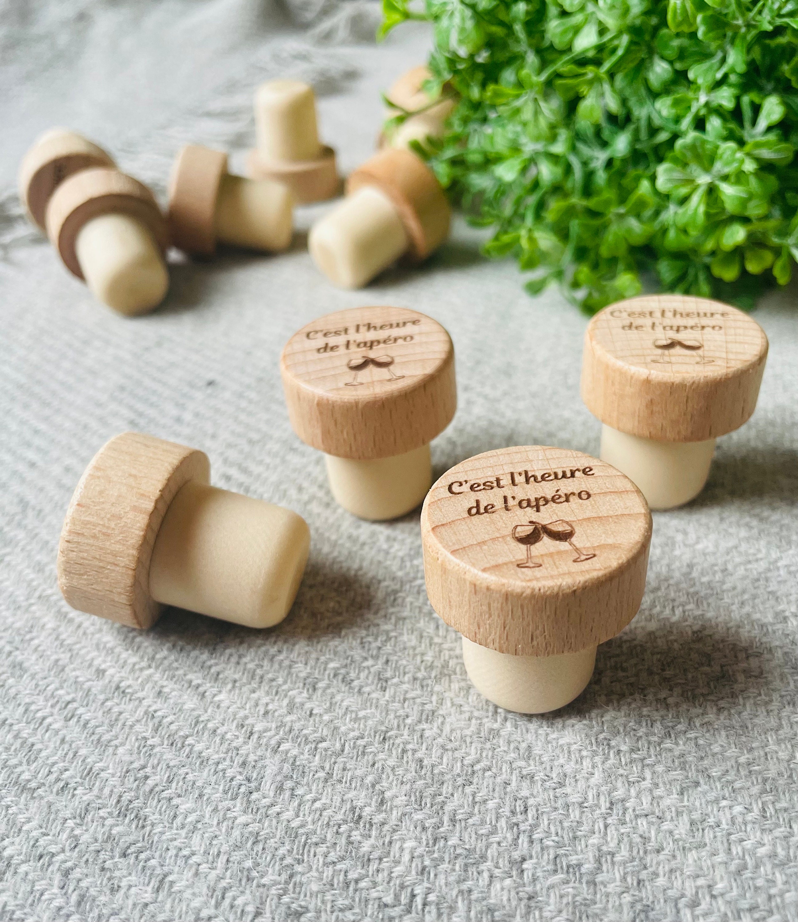 Personalized wooden stopper/Engraved Wine Bottle Stopper/Personalized ...