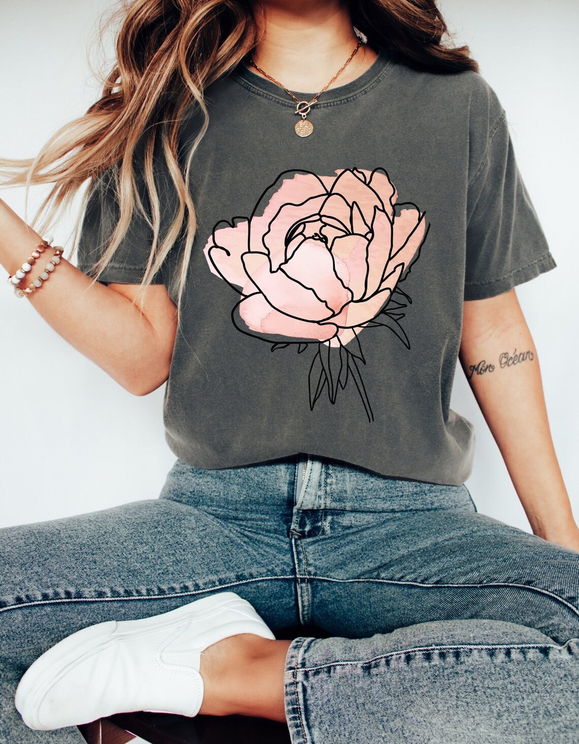 Trendy Rose Tshirt, Vintage Pink Rose Tshirt, Gift Shirt, Rose ...