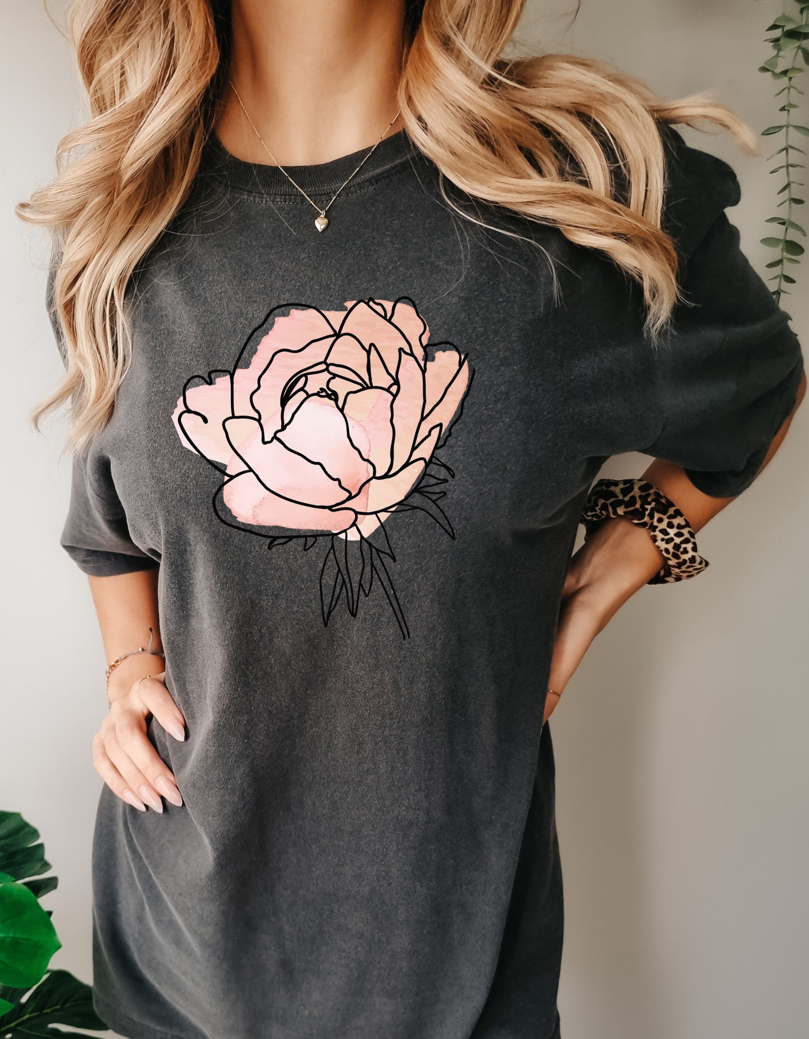 Trendy Rose Tshirt, Vintage Pink Rose Tshirt, Gift Shirt, Rose ...