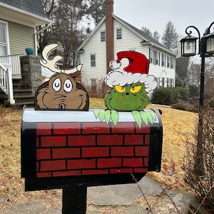 Grinch and Max Mailbox - Etsy