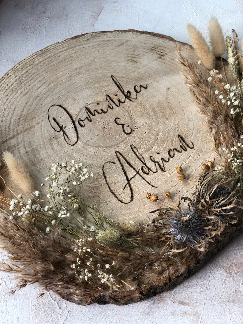 Personalized Wooden Disc | Hand Engraving & Dried Flowers | Wedding ...