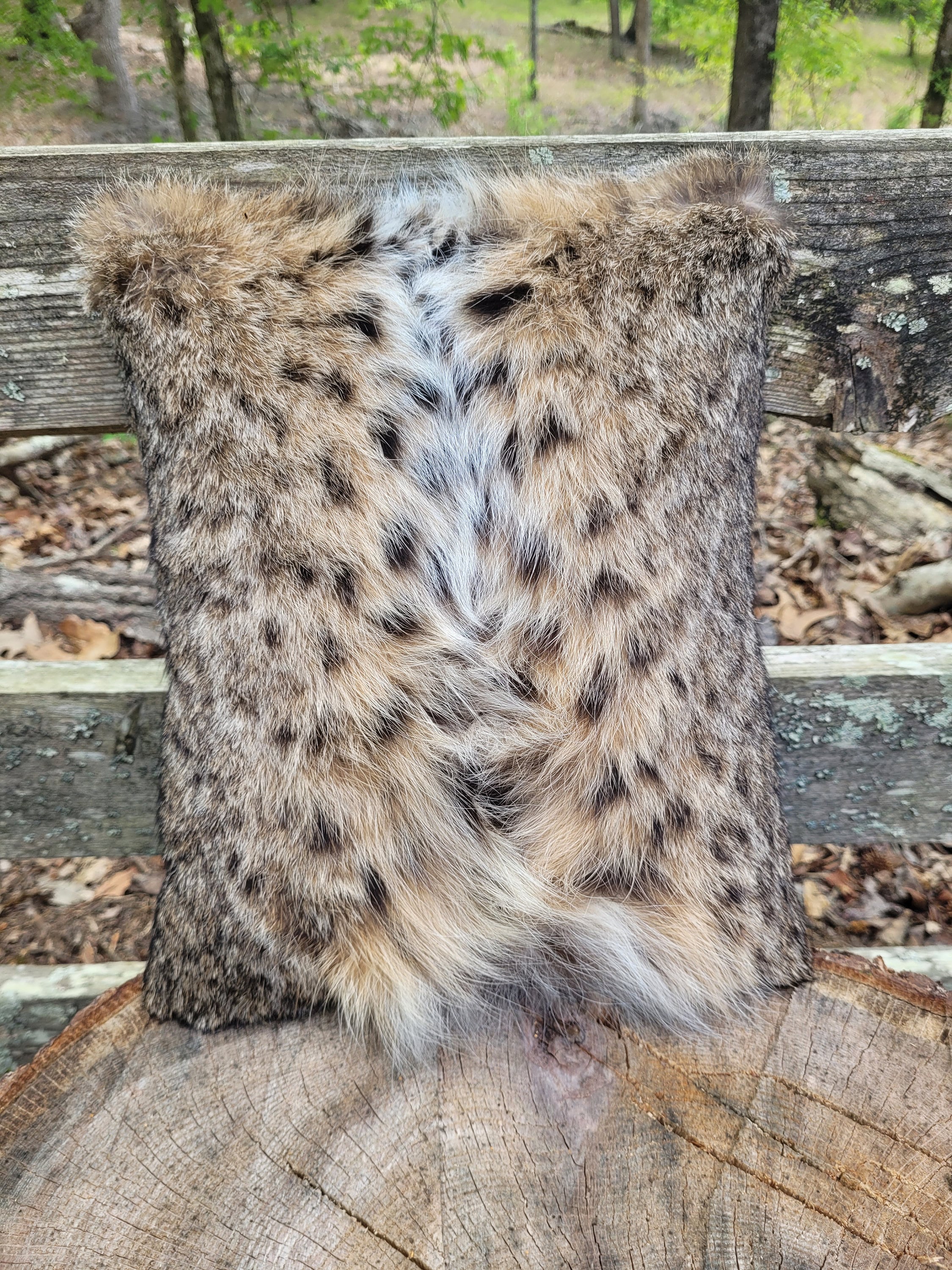 Bobcat Full Pelt Genuine Fur Pillow – Handmade #1 - Etsy
