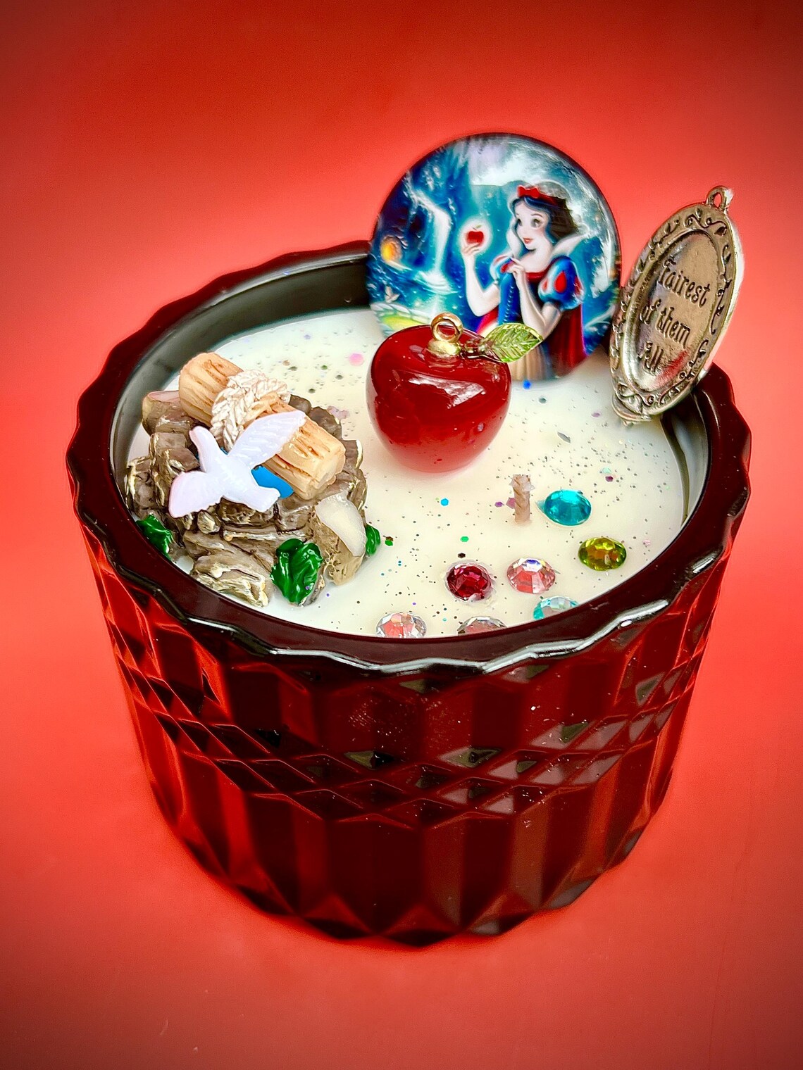 Snow White Themed Candle - Etsy