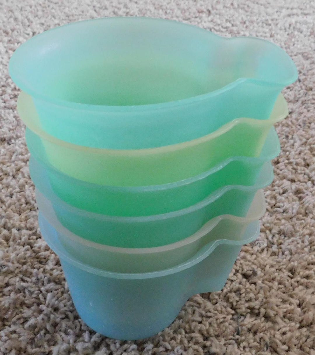25-233 Vintage Tupperware Cups Saucers Millionaire Line Tupperware 6 ...