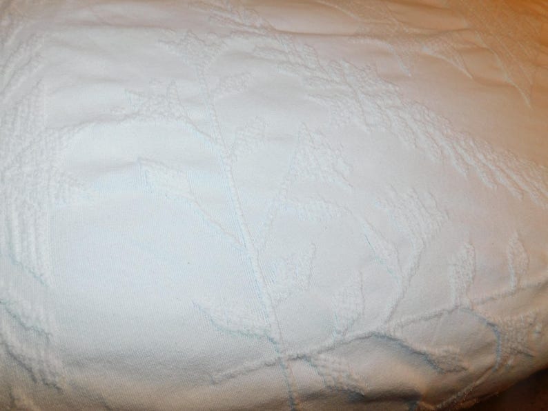 26-67 Vint White Full Double Matrimonial Crown Crafts Cotton Chenille ...