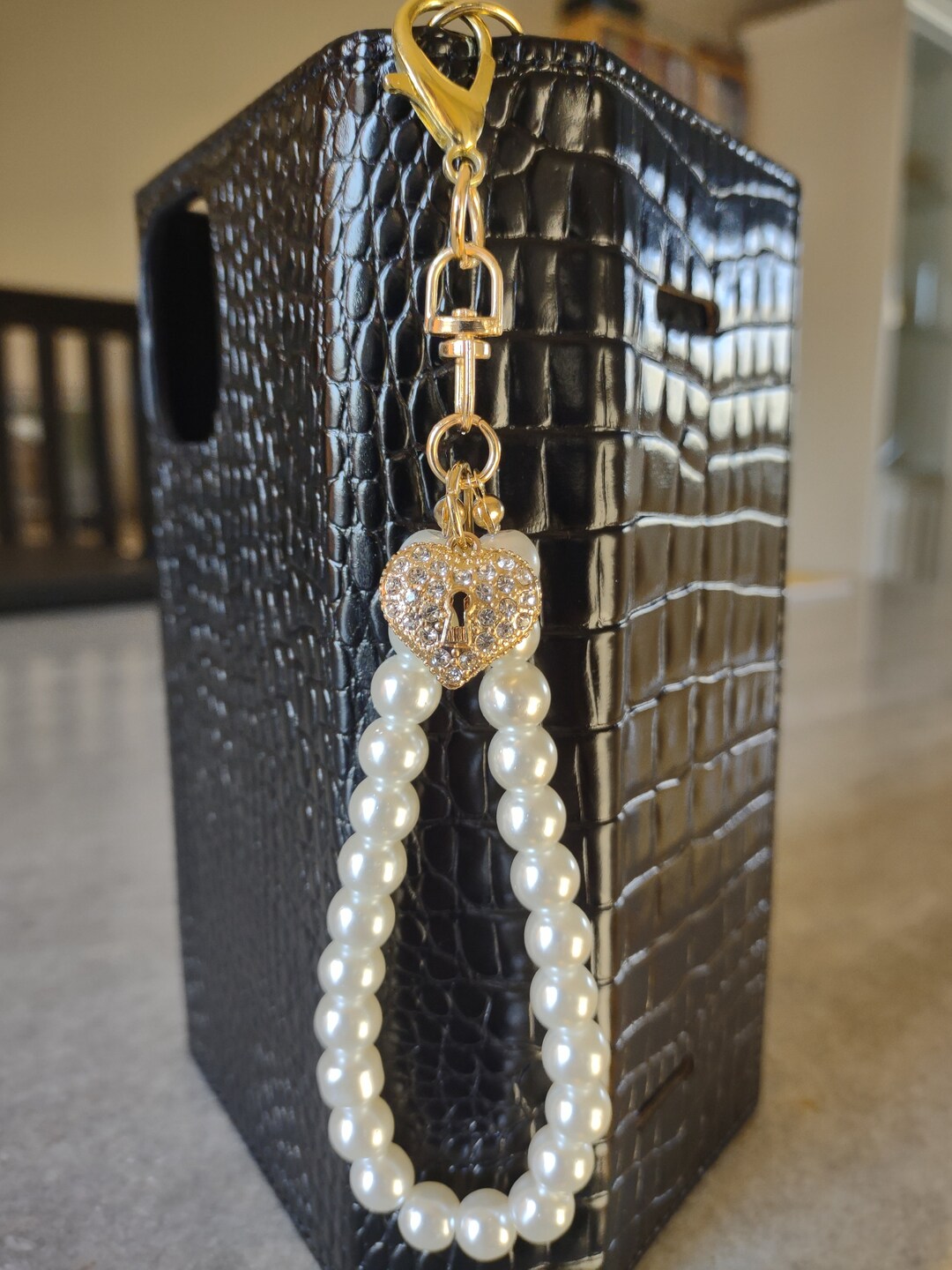 Pearl Phone/wristlet With Rhinestone Key Lock Heart. - Etsy