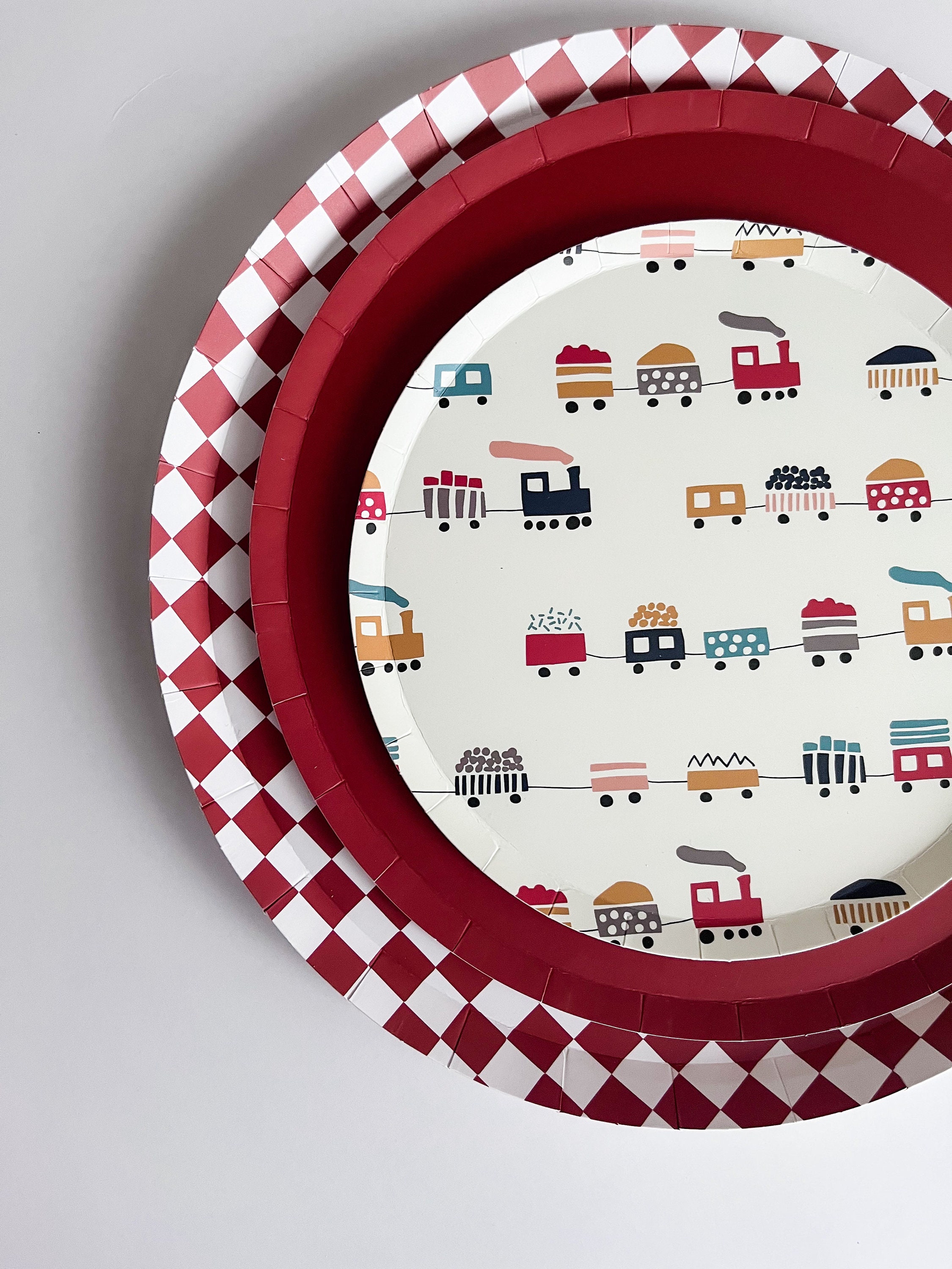 Checkered Red Plate, XL set of 8 - Etsy