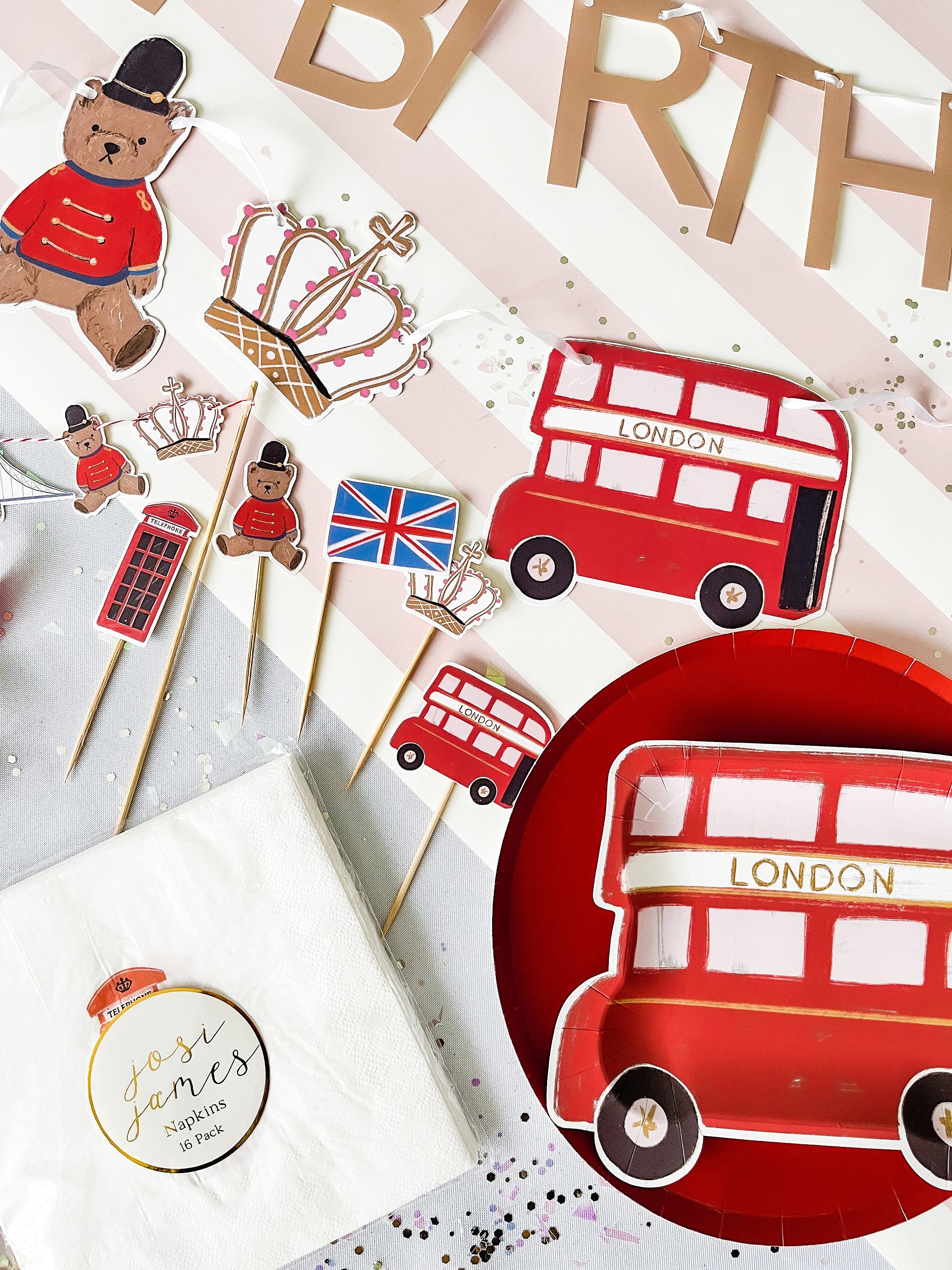 London Bus Small Shaped Plate, 8 Inch, Pack of 8 - Etsy