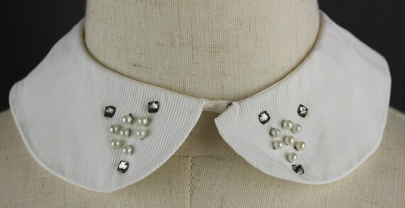 Vintage 1950s/1960s Ivory Glentex Peter Pan Collar - … - Gem