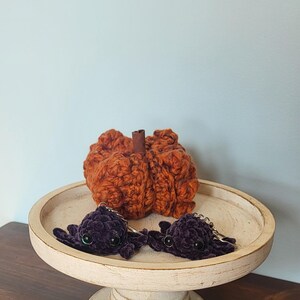 Pair of Handmade Crochet Spider Keychains, Halloween Keychain - Etsy