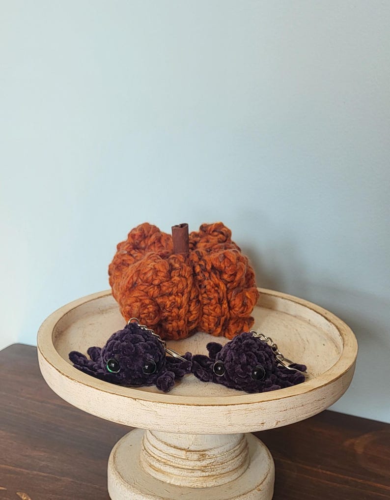 Pair of Handmade Crochet Spider Keychains, Halloween Keychain - Etsy