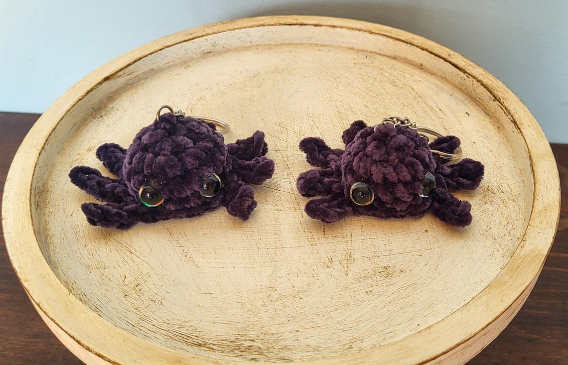 Pair of Handmade Crochet Spider Keychains, Halloween Keychain - Etsy