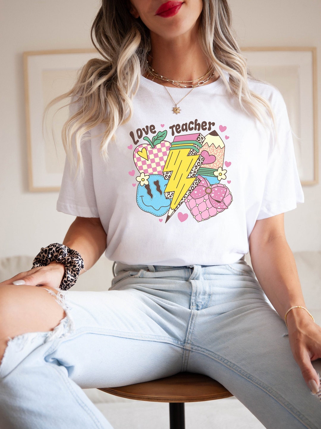 Retro Teacher Shirt, Tech Technology Gifts, Apple Graphic Tees, Teacher ...