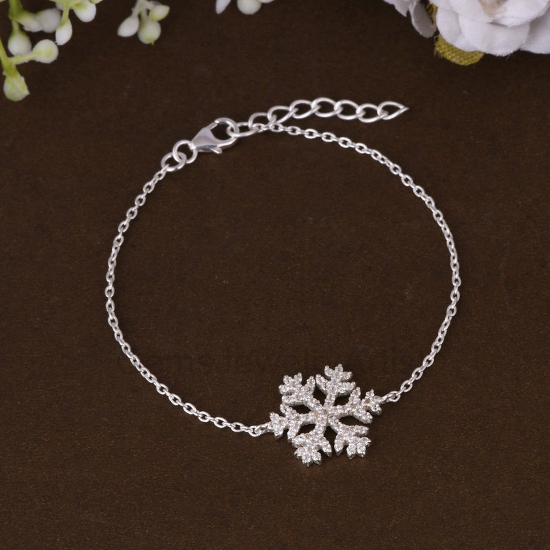 Snowflake Bracelet - Etsy