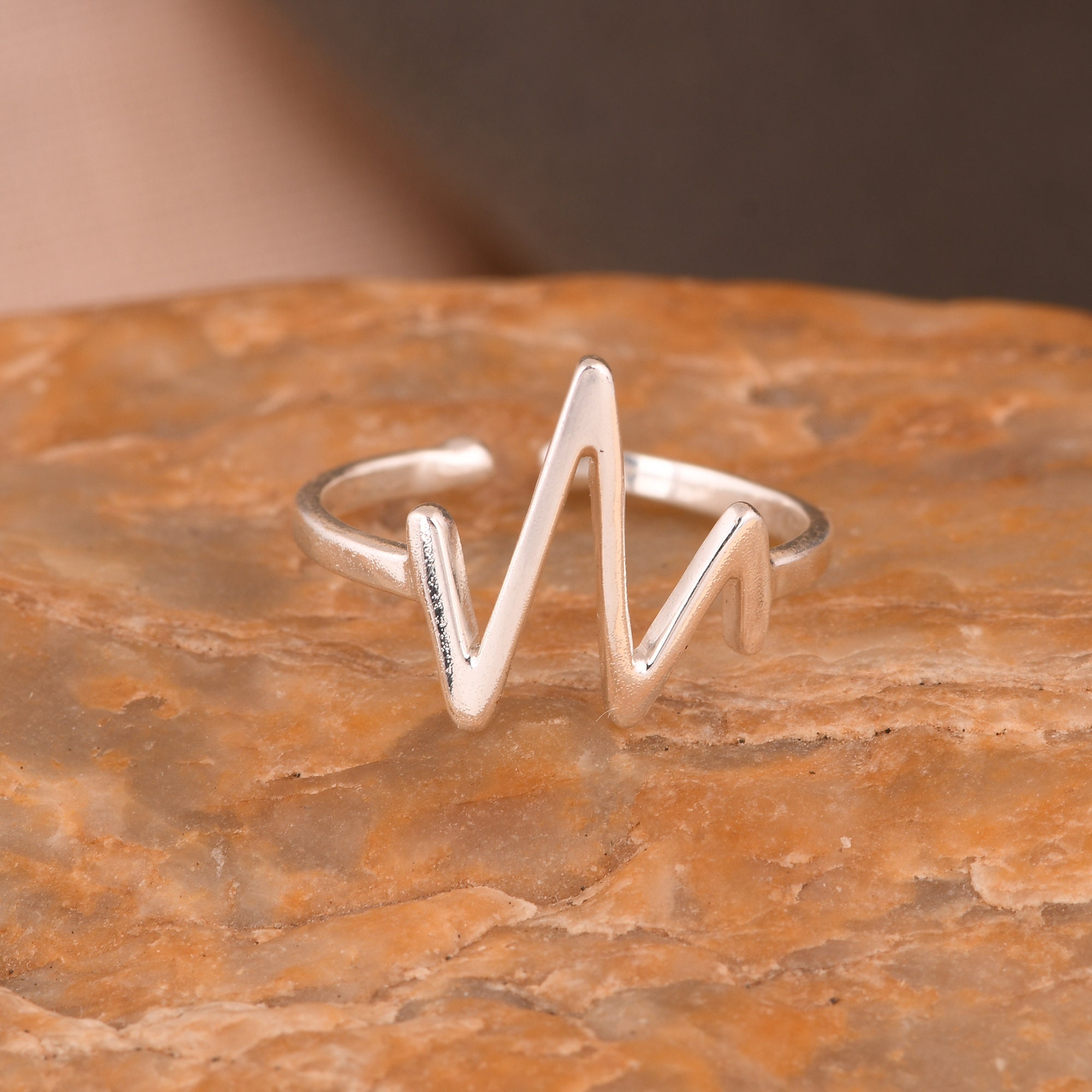 Heartbeat Ring Lifeline Pulse Ring Minimalist Heartbeat Ring Minimal ...