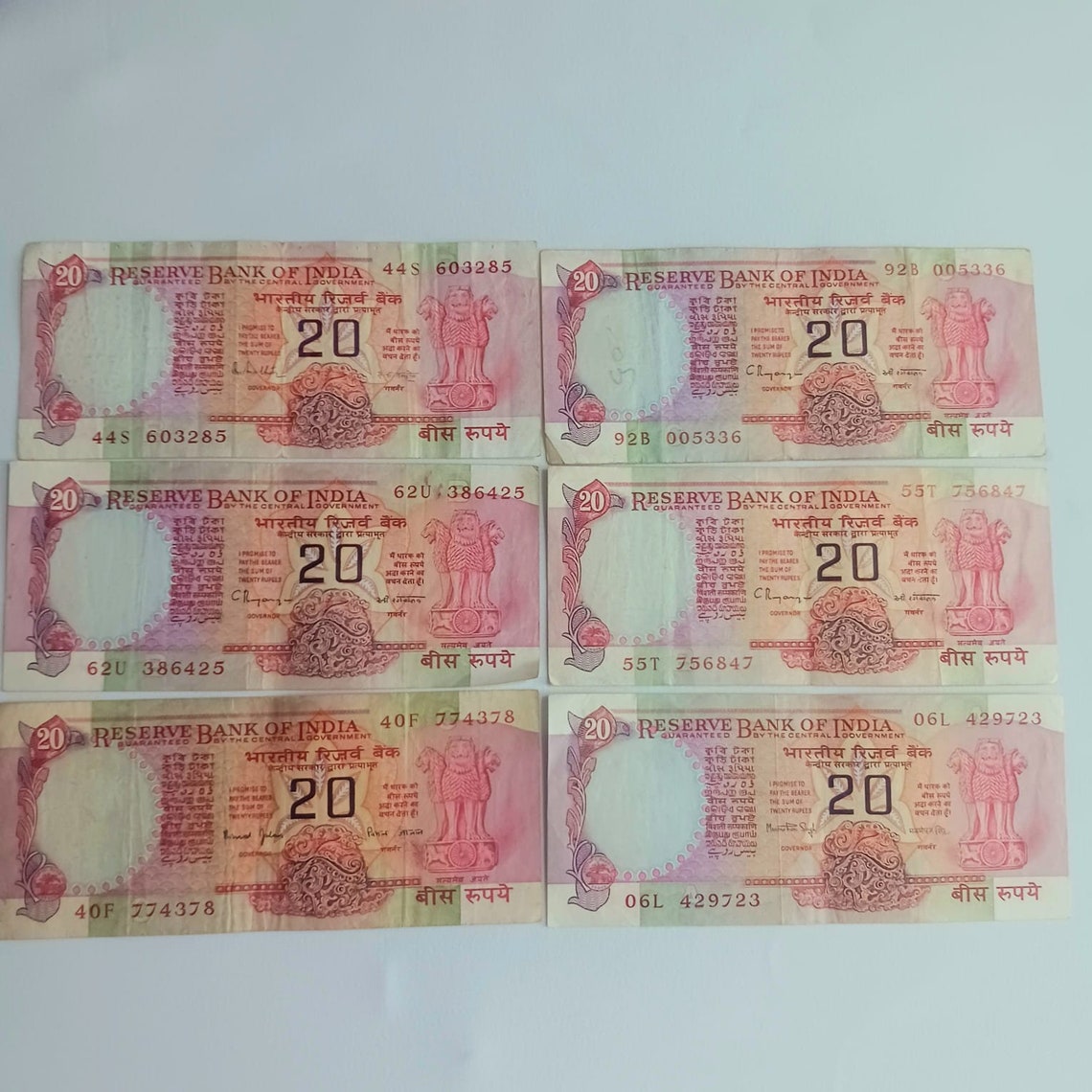 Indian 20 Rupees Note With Konarak Wheel Design - Serially Numbered UNC ...