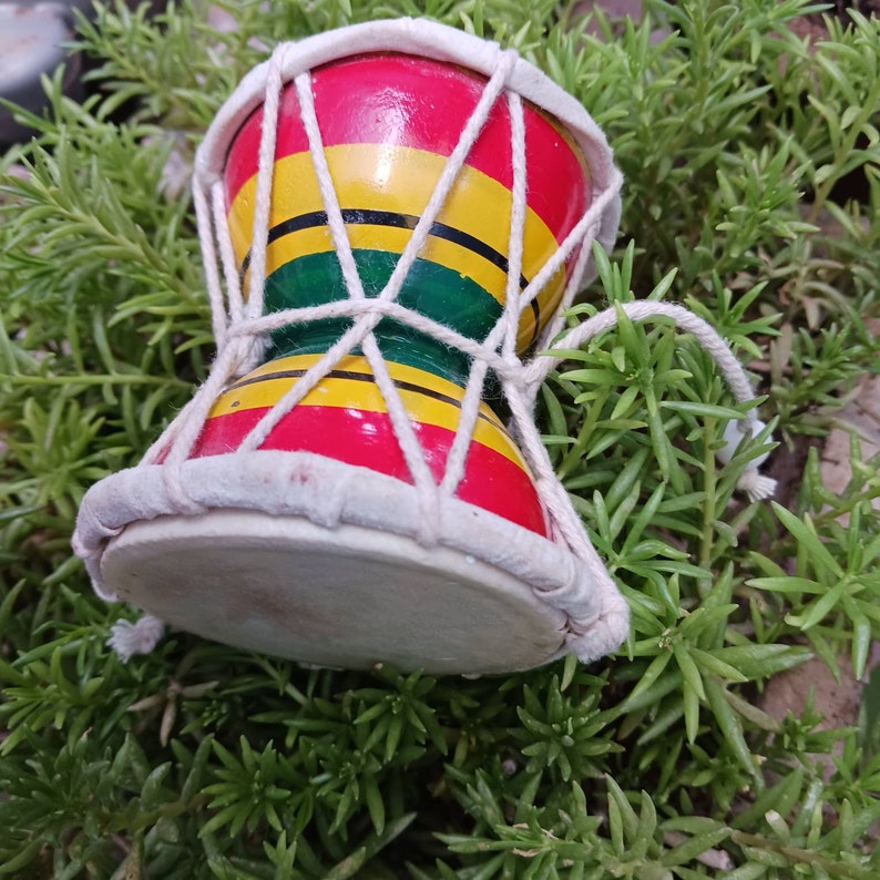 Damru Indian Instrumental Dakh / Damaru / Drum/ Musical Instruments ...