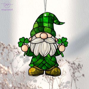 St. Patricks Day Shamrock Gnome Suncatcher, Shamrock Gnome ACRYLIC ...