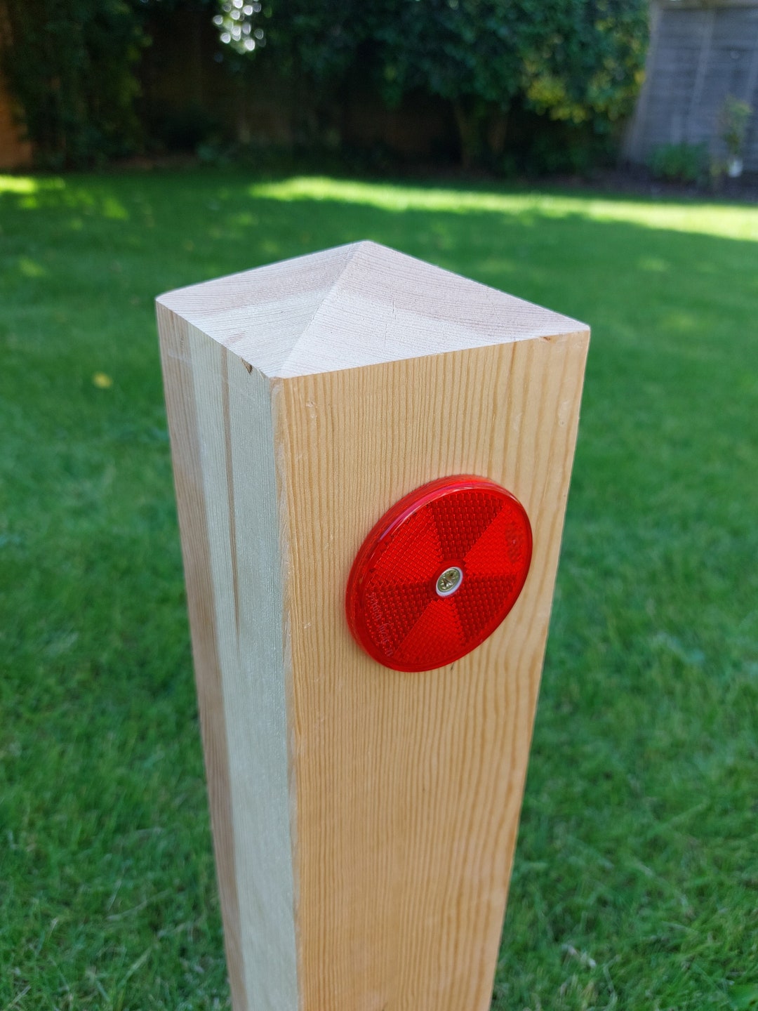 No Dig Wooden Reflector Post Bollard Oak / Softwood Fence Post 600 Mm ...