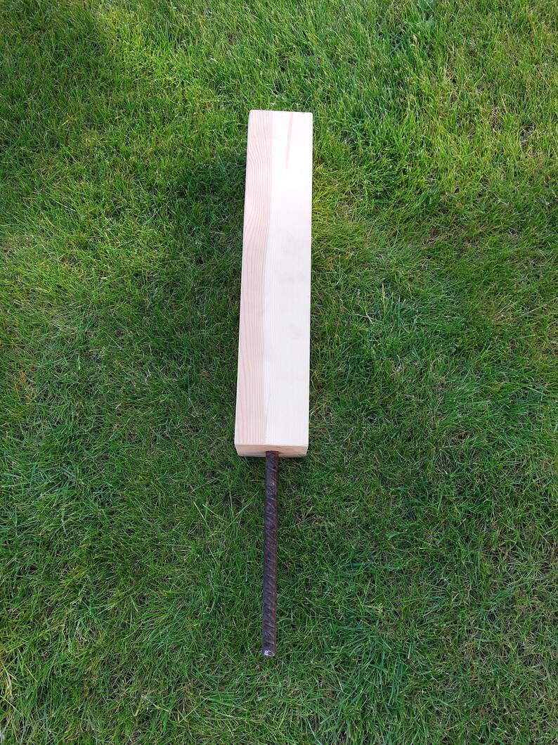 No Dig Wooden Reflector Post Bollard Oak / Softwood Fence Post 600 Mm ...