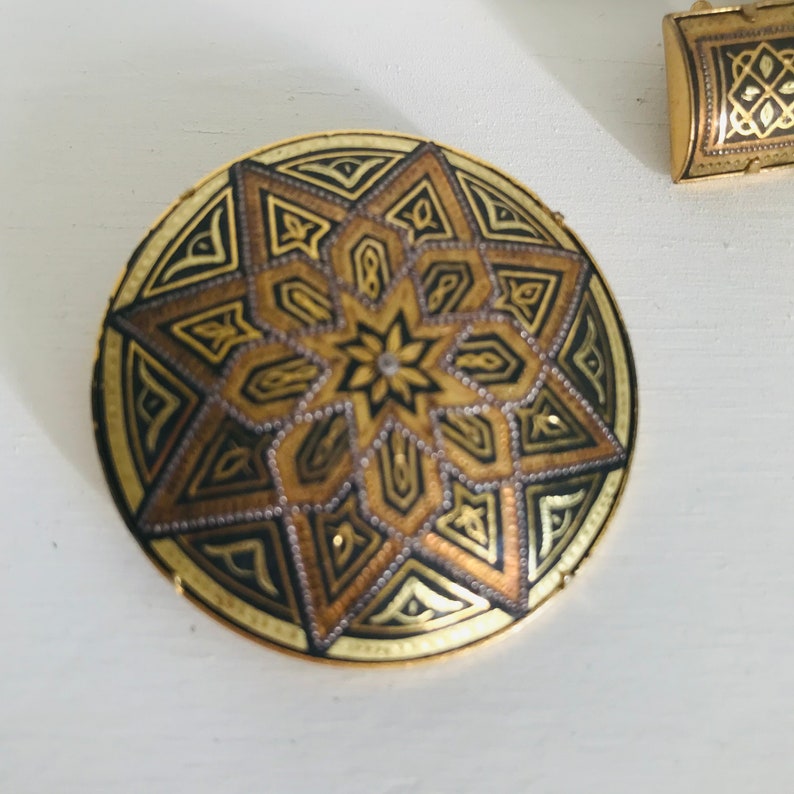 Vintage Spanish Damascene Gold Tone Brooch, Enamel Toledo Vintage ...