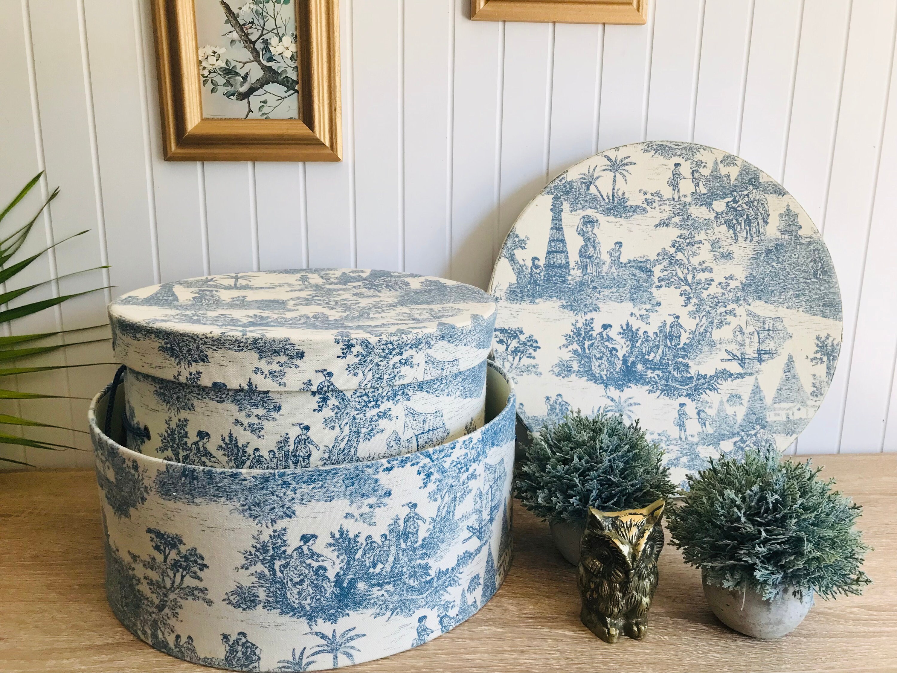 Round Box Hat Toile De Jouy Vintage Fabric Nesting Hat Box - Etsy