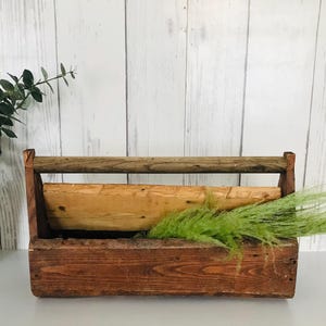 Rustic Toolbox, Log Tool Box, Farmhouse Toolbox, Antique Wooden Toolbox ...
