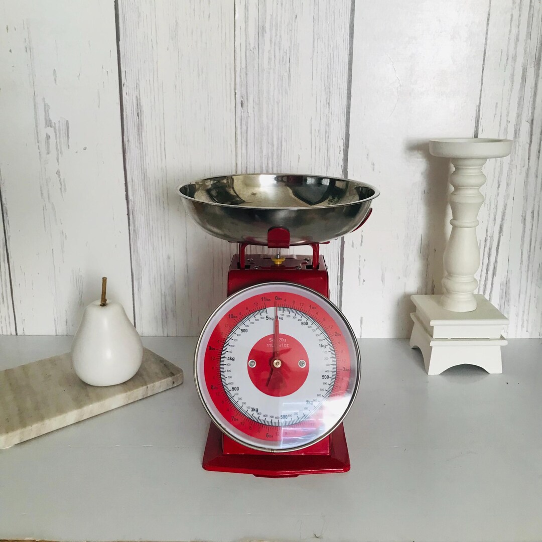 Vintage Metal Red Scale, Retro Scale, Vintage Kitchen, Kitchen Decor ...