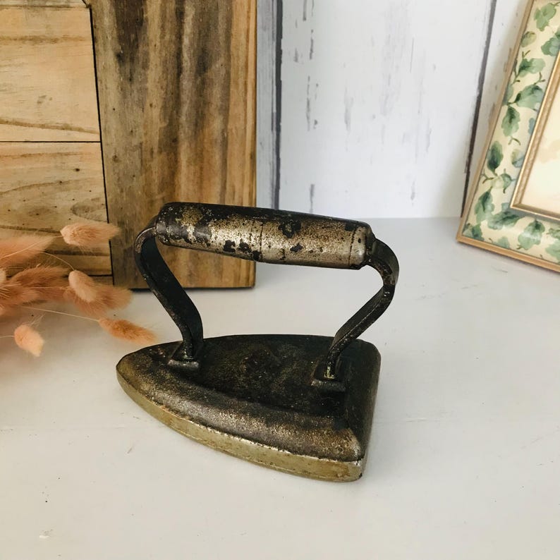 Antique Cast Iron, Vintage Collectible Clothes Flat Iron No. 2, Sad ...
