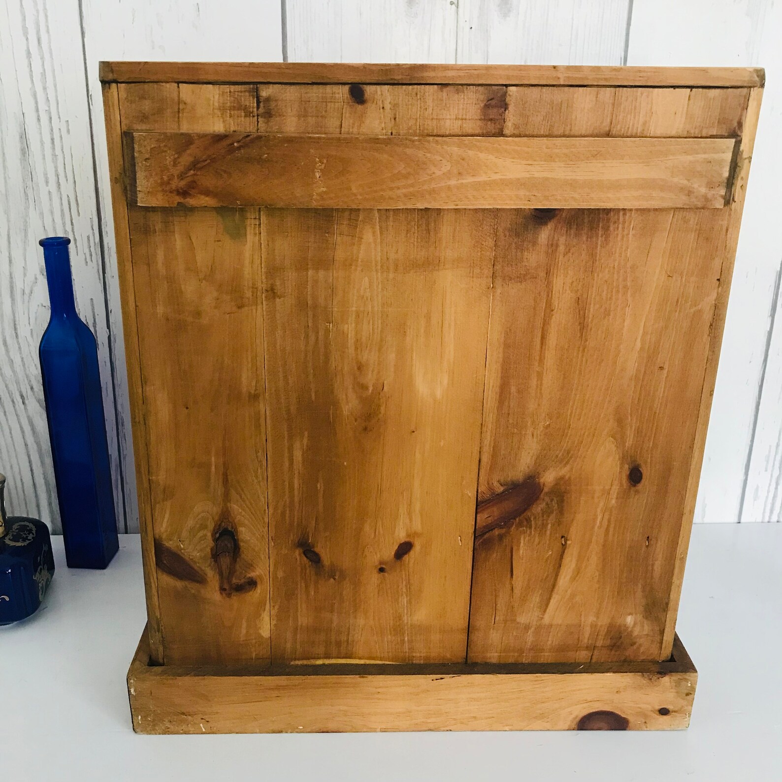 Antique Wall Trinket Shelf, Wood Miniature Display Wall Shelf Unit ...