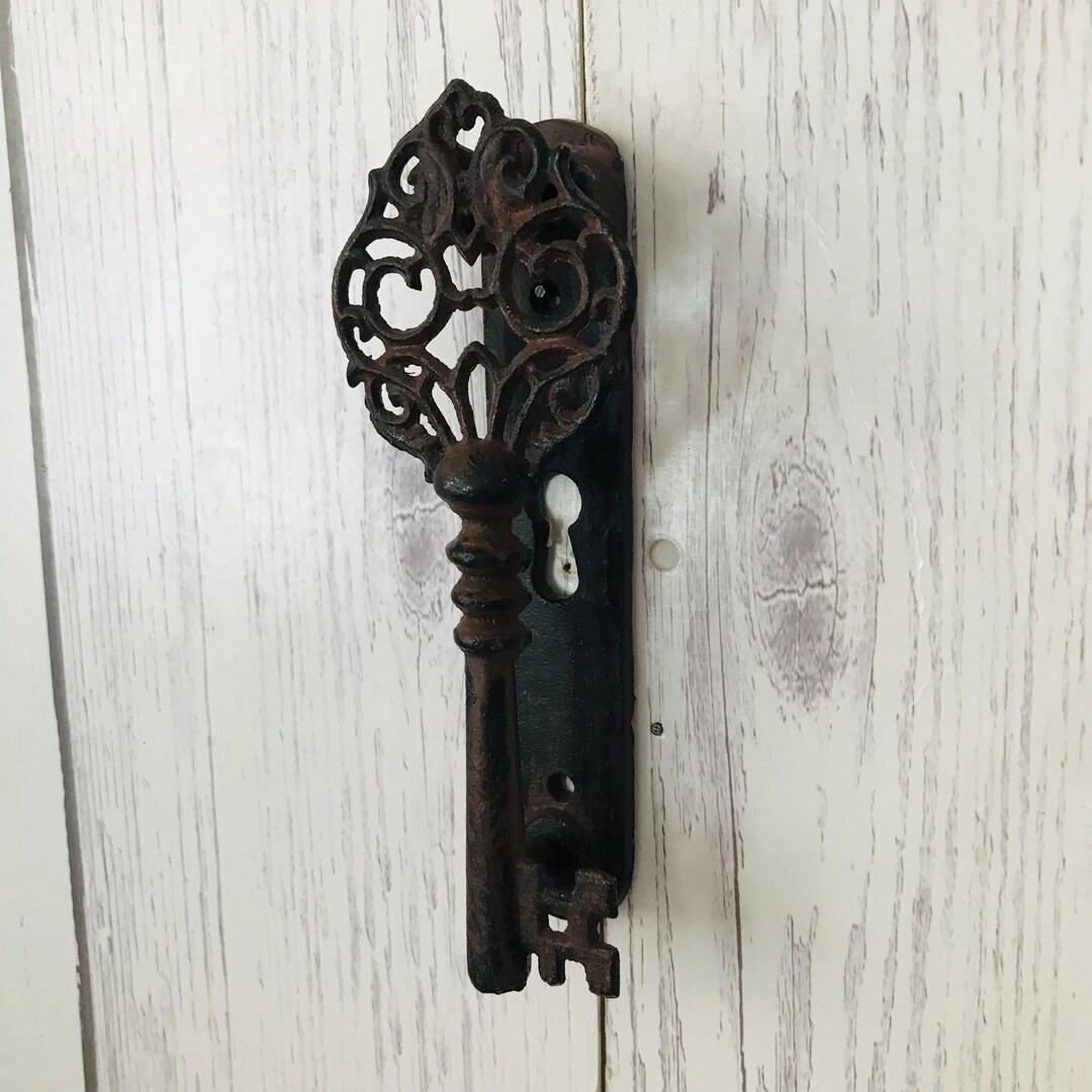 Vintage Cast Iron Key Door Knocker, Iron Doorknocker, Door Furniture ...