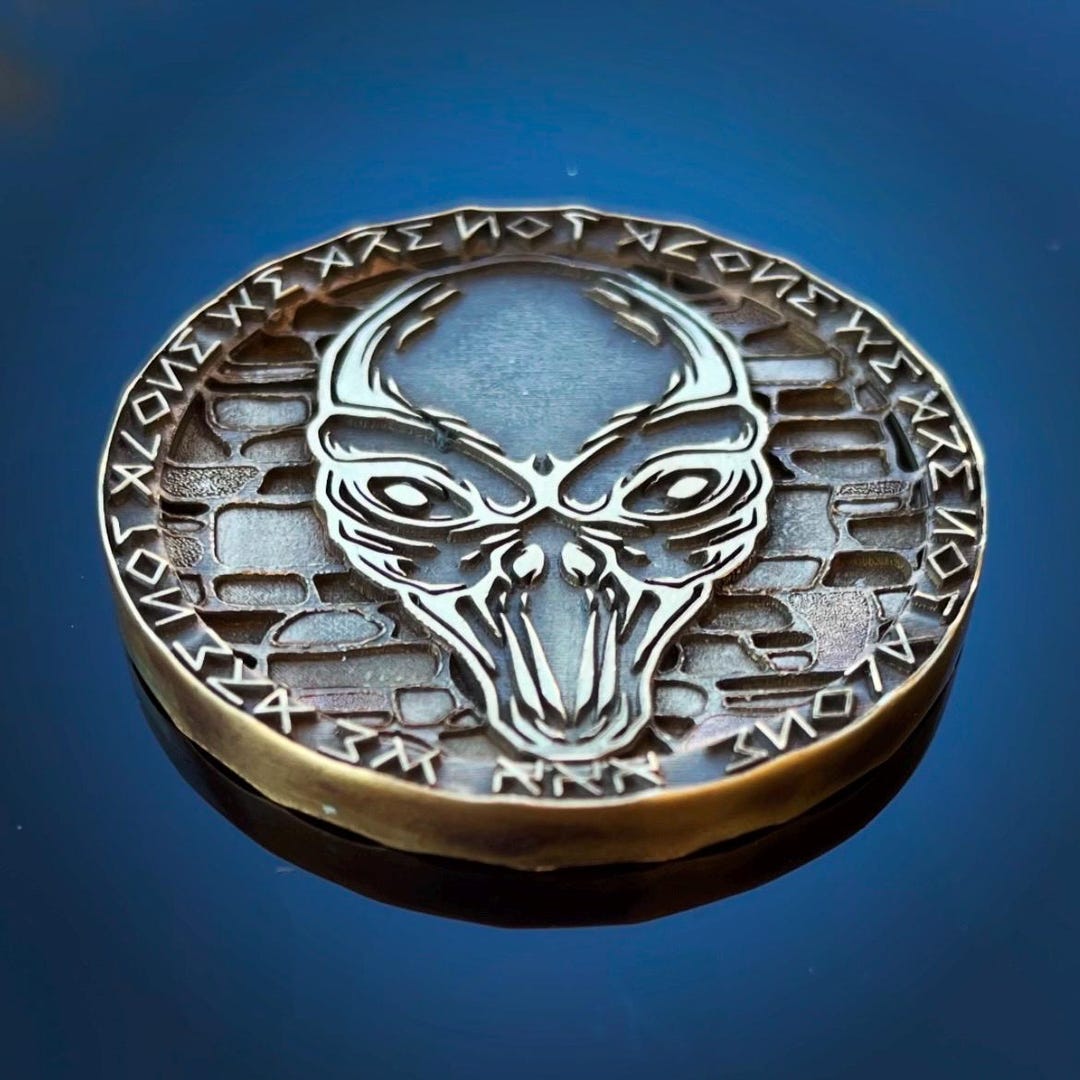 Alien Coin Challenge Coin, Haptic, Fidget Toys, Coins, Birthday Gifts ...