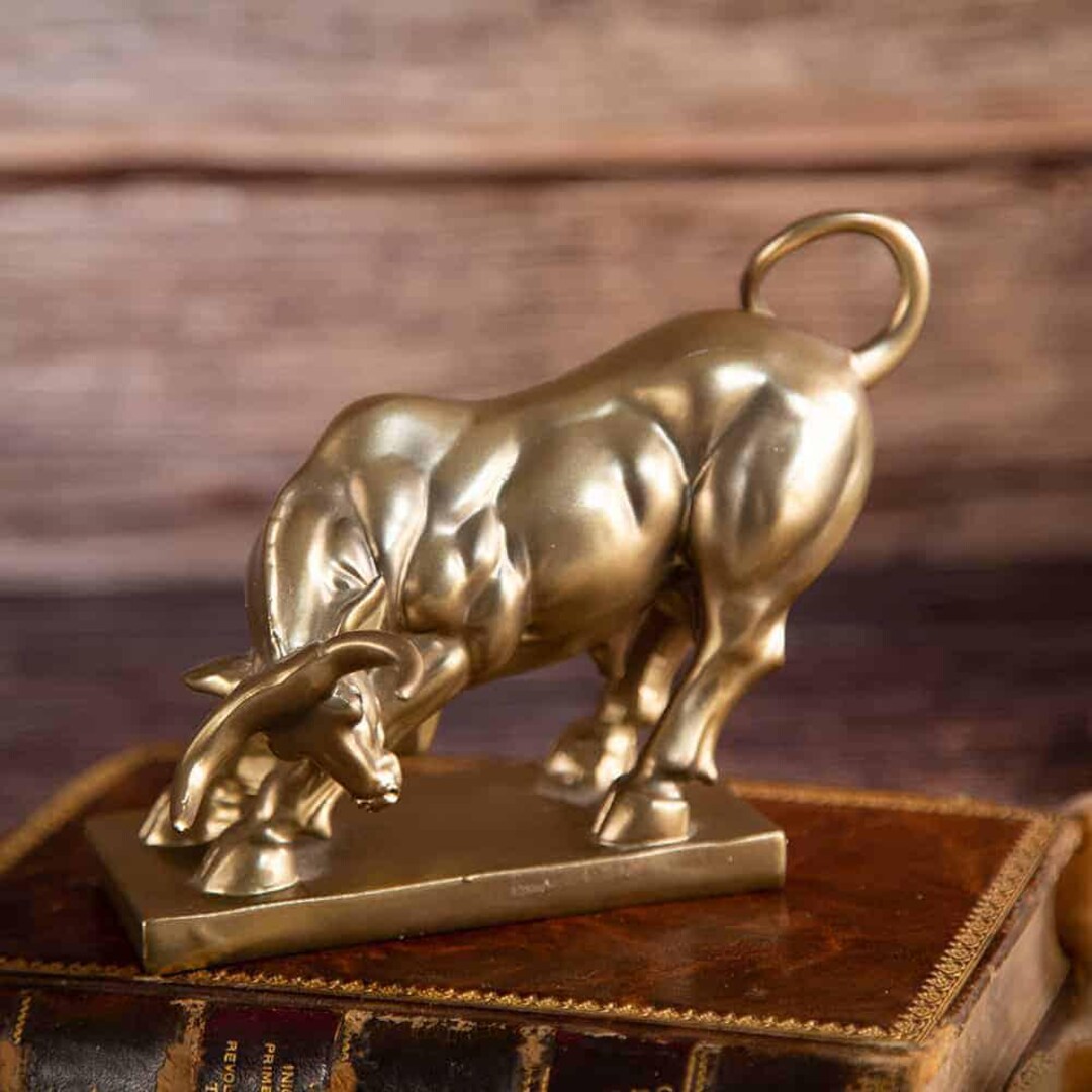 Gold Bull Resin Statue | Wall Street Home Decoration Home Design Modern ...