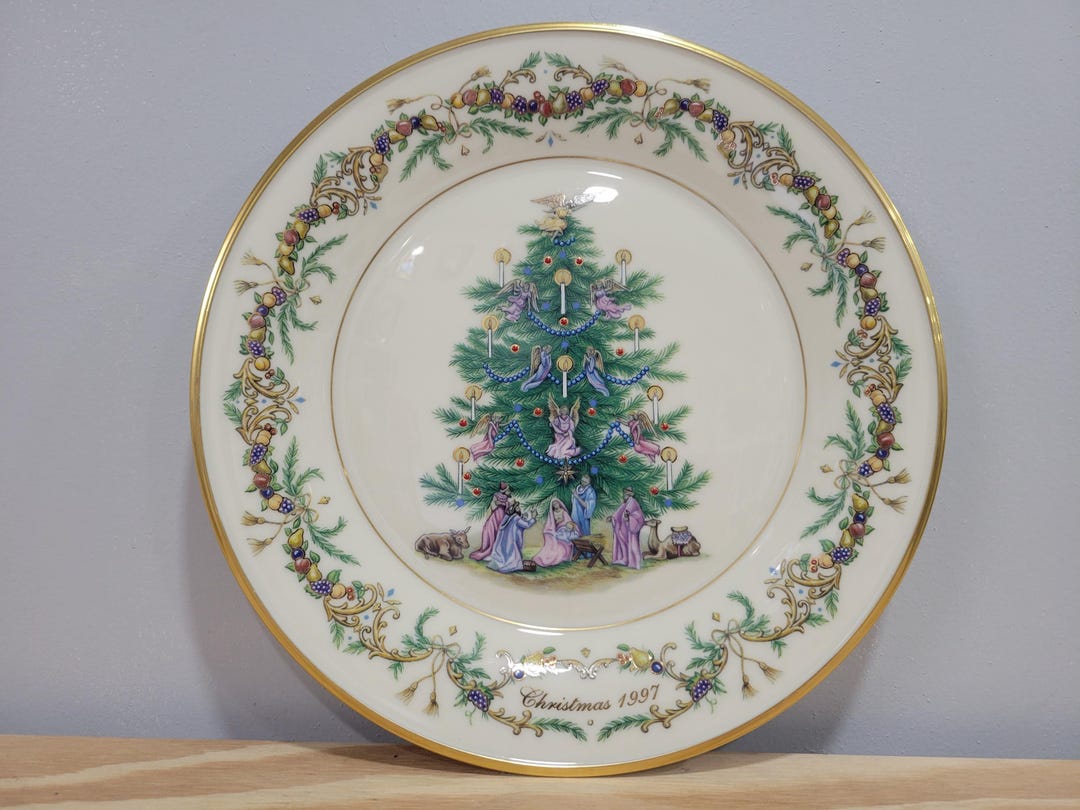 Lenox 1997 Annual Christmas Trees Around the World 10" Porcelain Plate ...
