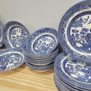 Churchill Blue Willow Dinnerware Set - Etsy
