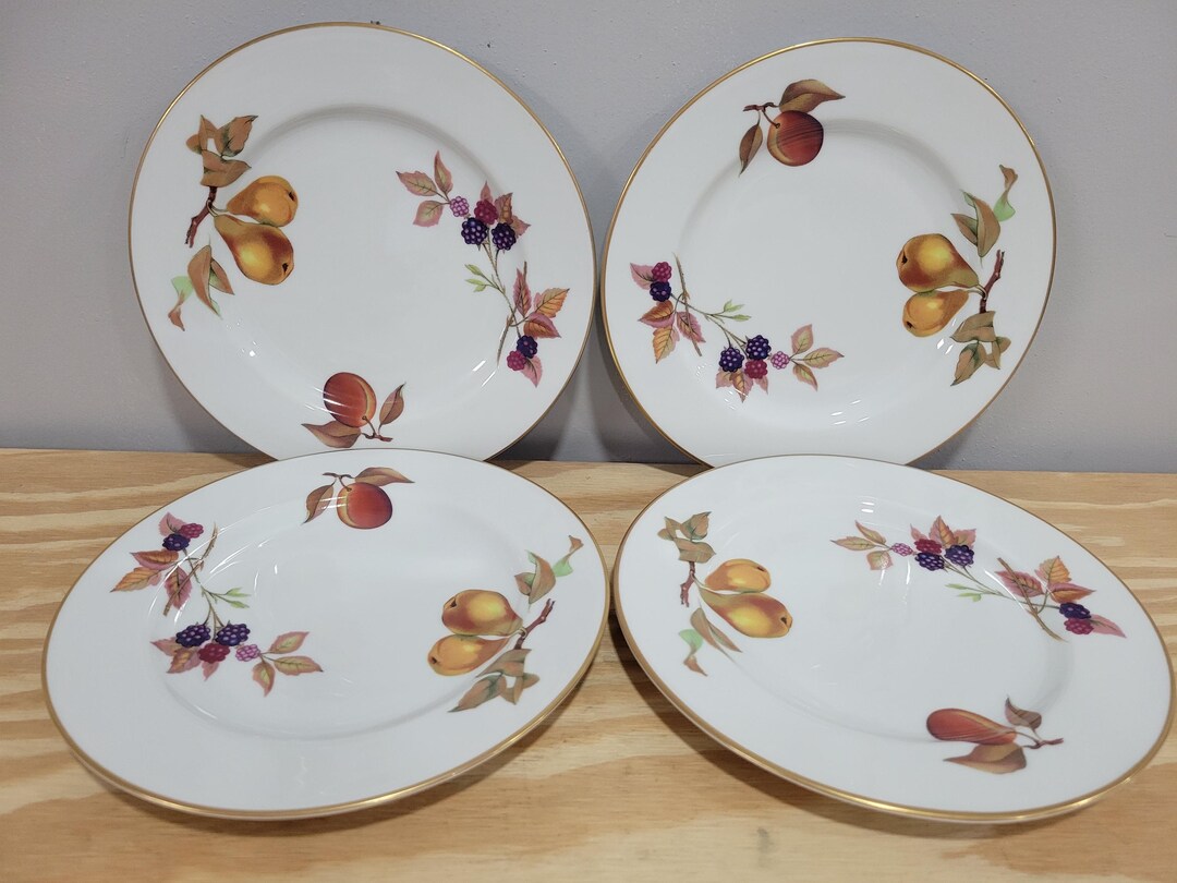 Royal Worcester Gold Evesham Fine Porcelain 8" Salad Plates - Set of 4 ...