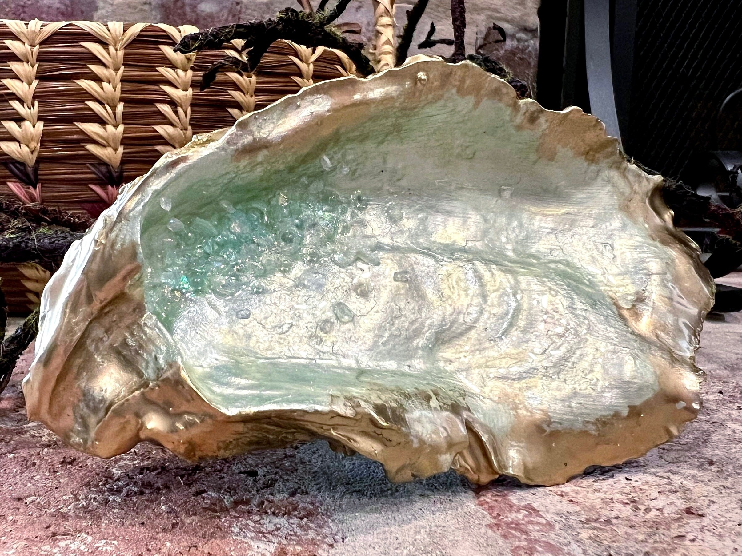 Louisiana Hand Decorated 5 Oyster Shell in Mint Green & Gold - Etsy