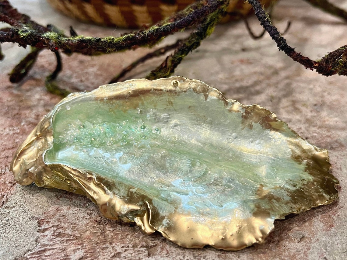 Louisiana Hand Decorated 5 Oyster Shell in Mint Green & Gold - Etsy