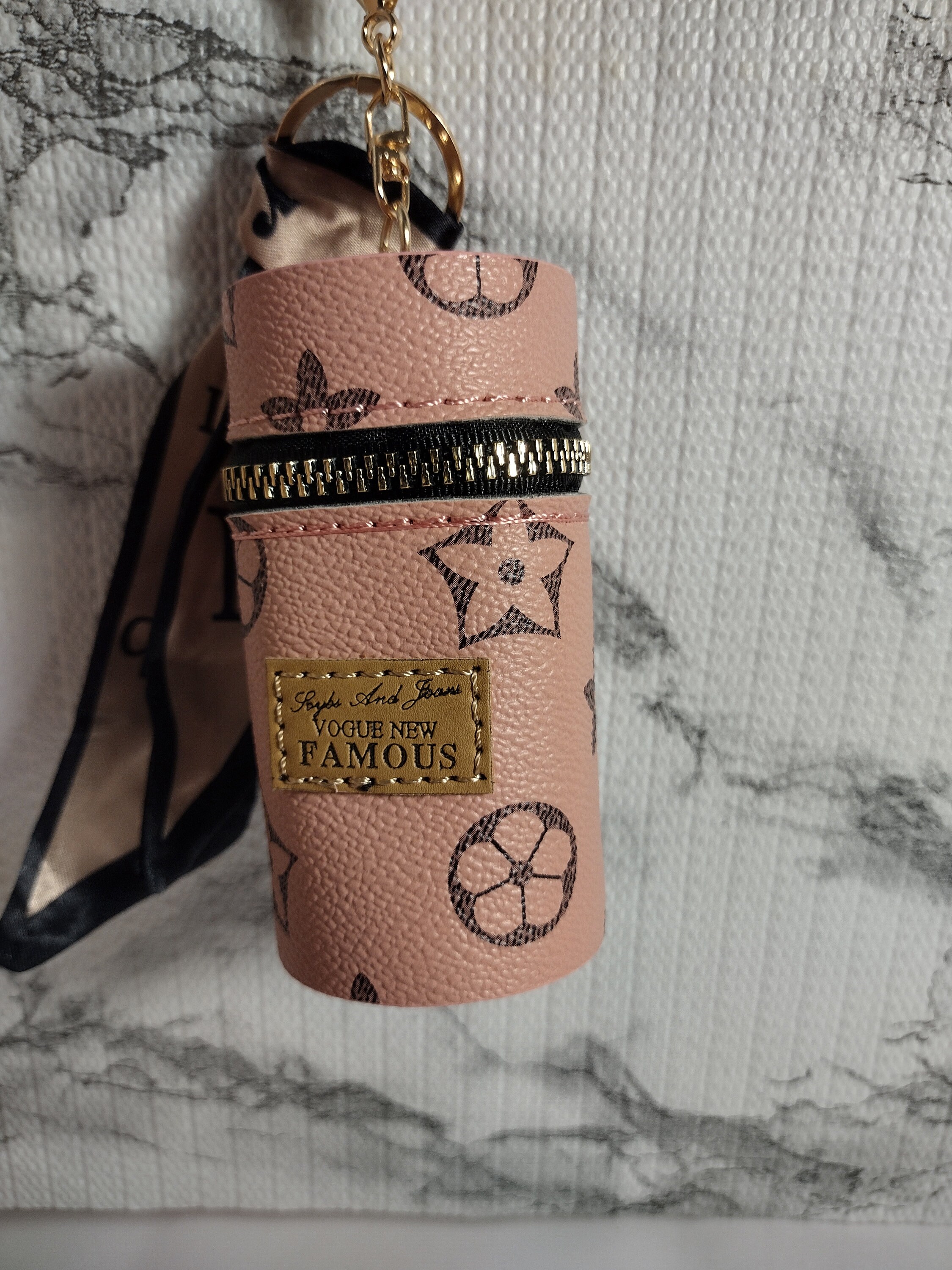 NEW Unique Trendy Beautiful Luxury Leather Mini Bucket Keychain Key Fob ...