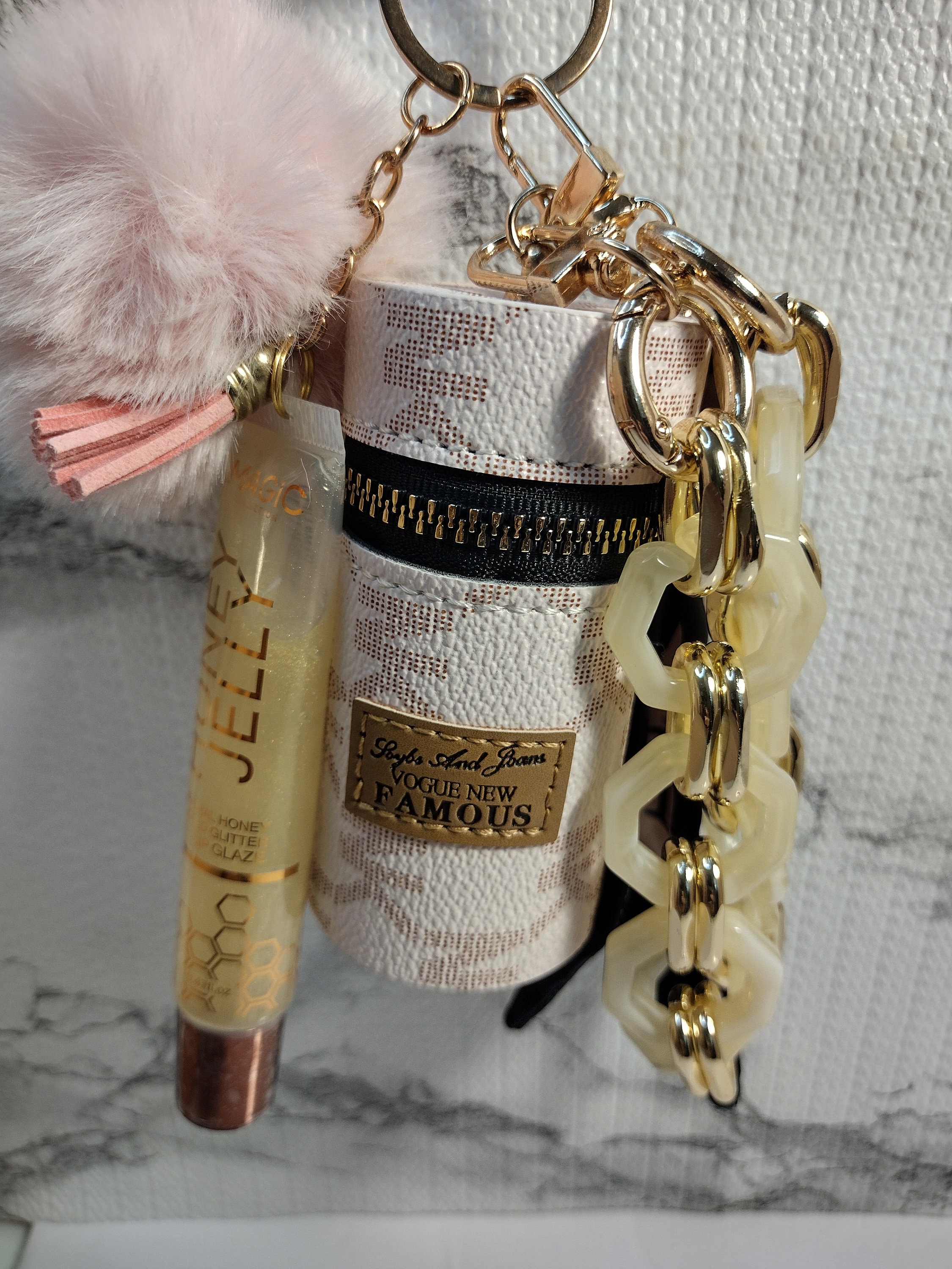 NEW Luxury Lipstick Holder Bucket Keychain fashion Beautiful Design ...